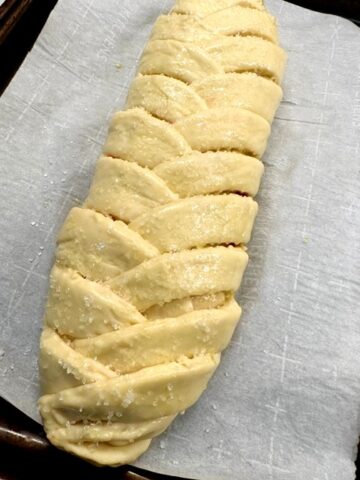 Beautiful Cherry Braid - Yeyfood.com: Recipes, cooking tips, and ...