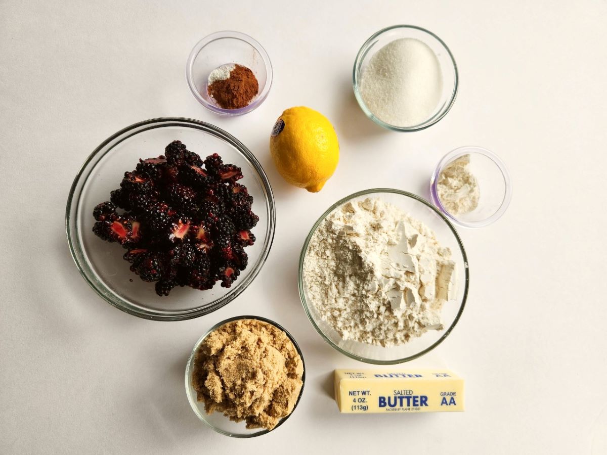 Make A Beautiful Batch Of Blackberry Crumb Bars - Yeyfood.com: Recipes, cooking tips, and ...