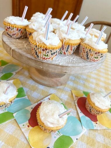 Easy 2-Ingredient 7 Up Cupcakes Are So Delicious - Yeyfood.com: Recipes ...