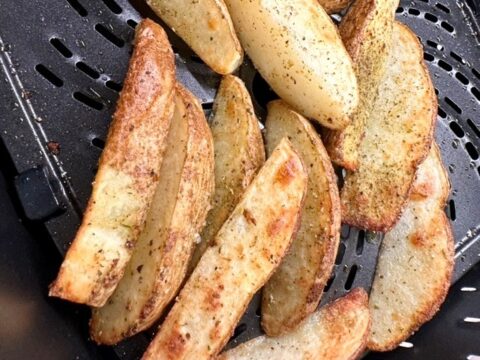 Easy Three Ingredient Air Fryer Potato Wedges - Yeyfood.com: Recipes ...