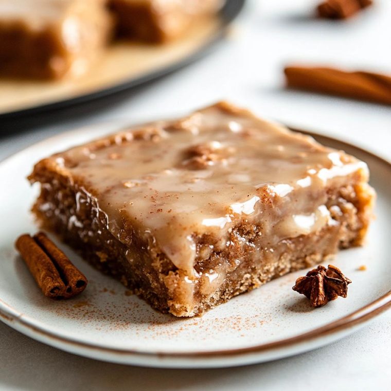 Maple Cinnamon Cake Bars - Yeyfood.com: Recipes, cooking tips, and ...