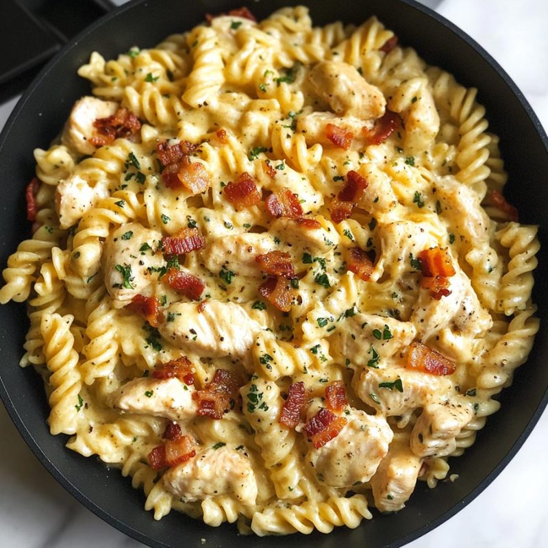 Chicken & Bacon Rotini Alfredo - Yeyfood.com: Recipes, cooking tips ...