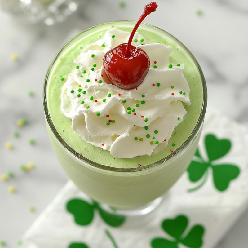 Boozy Shamrock Shakes - Yeyfood.com: Recipes, cooking tips, and kitchen ...